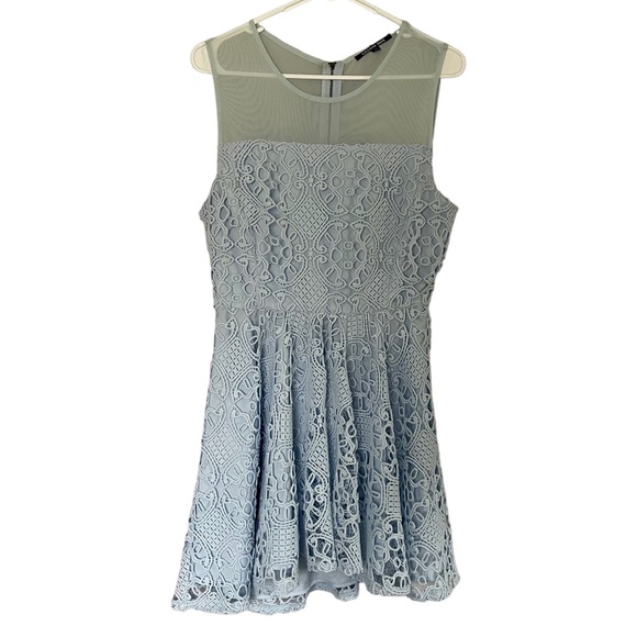Gianni Bini | Dresses | Gianni Bini Crochet Lace Fit Flare Sheath Dress ...